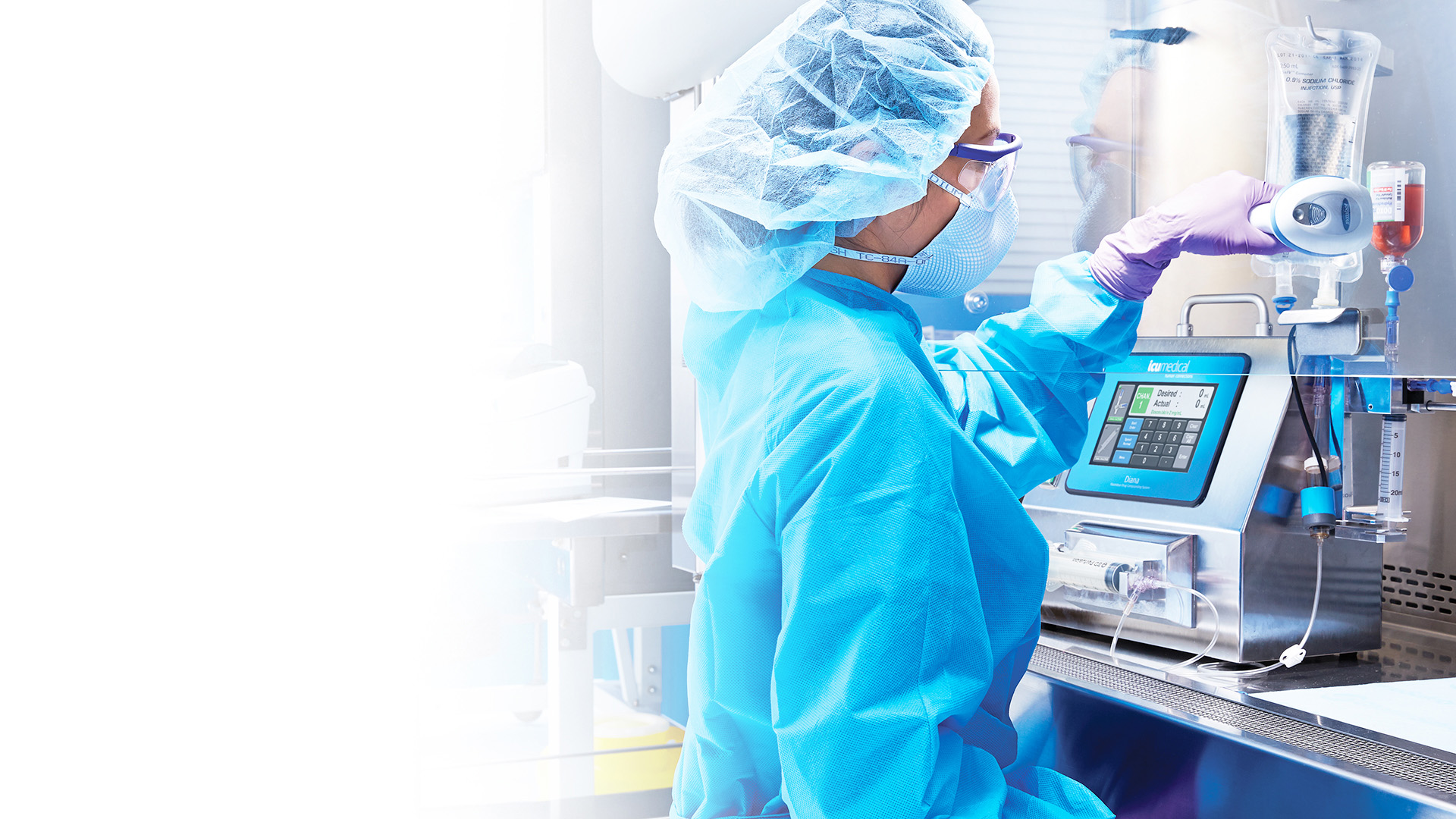 Diana™ Hazardous Drug Compounding System | ICU Medical